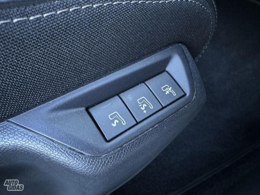 Melns Peugeot 308 2015 Viļņa, ar dzinēja tilpumu 1.20 L un nobraukumu 125 tūkst. km par 7900 €, foto 16 vietnē AUTOMOTO.COM.LV