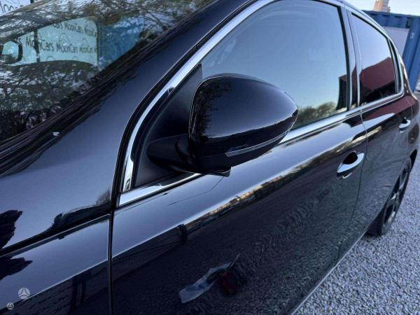 Melns Peugeot 308 2015 Viļņa, ar dzinēja tilpumu 1.20 L un nobraukumu 125 tūkst. km par 7900 €, foto 10 vietnē AUTOMOTO.COM.LV