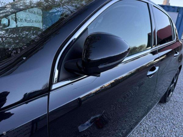 Black Peugeot 308 2015 in Vilnius, with an engine capacity of 1.20 L and mileage of 125 thousand km for 7900 €, photo 10 on AUTOMOTO.COM.LV