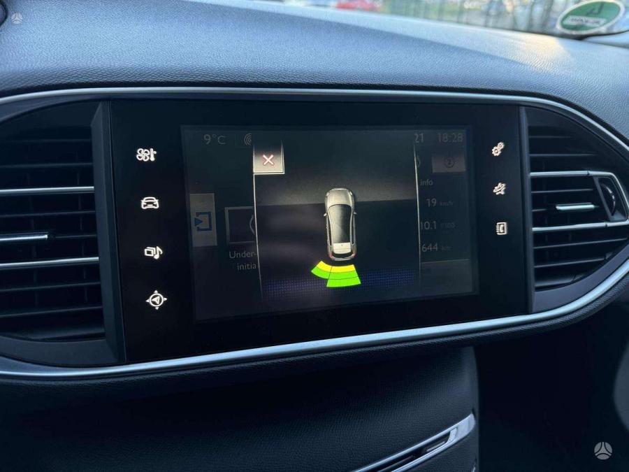 Melns Peugeot 308 2015 Viļņa, ar dzinēja tilpumu 1.20 L un nobraukumu 125 tūkst. km par 7900 €, foto 28 vietnē AUTOMOTO.COM.LV