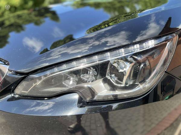 Peugeot 308 2015 Tauragė vietnē Melns Peugeot 308 2015 Tauragė, ar dzinēja tilpumu 2.00 L un nobraukumu 268 tūkst. km par 6200 €, foto 10 vietnē AUTOMOTO.COM.LV