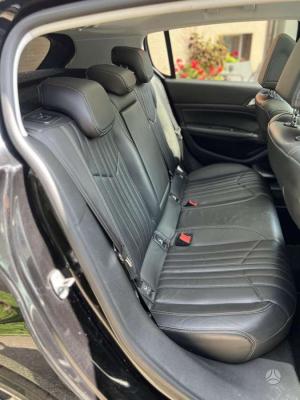 Black Peugeot 308 2015 in Taurage, with an engine capacity of 2.00 L and mileage of 268 thousand km for 6200 €, photo 12 on AUTOMOTO.COM.LV