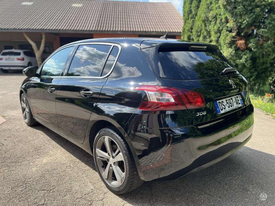 Melns Peugeot 308 2015 Tauragė, ar dzinēja tilpumu 2.00 L un nobraukumu 268 tūkst. km par 6400 €, foto 5 vietnē AUTOMOTO.COM.LV