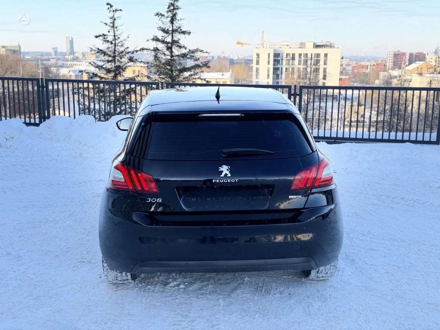 Melns Peugeot 308 2016 Viļņa, ar dzinēja tilpumu 1.56 L un nobraukumu 230 tūkst. km par 4100 €, foto 6 vietnē AUTOMOTO.COM.LV