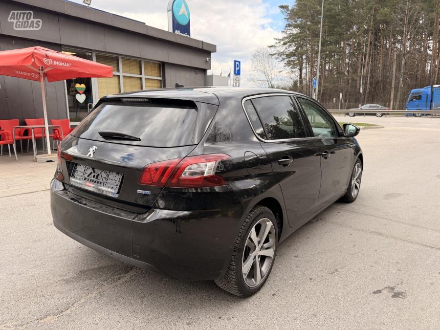 Black Peugeot 308 2016 in Vilnius, with an engine capacity of 1.60 L and mileage of 190 thousand km for 6950 €, photo 7 on AUTOMOTO.COM.LV