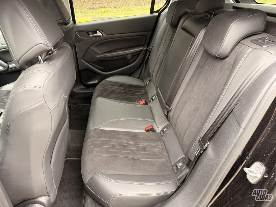 Black Peugeot 308 2016 in Vilnius, with an engine capacity of 1.60 L and mileage of 190 thousand km for 6950 €, photo 12 on AUTOMOTO.COM.LV