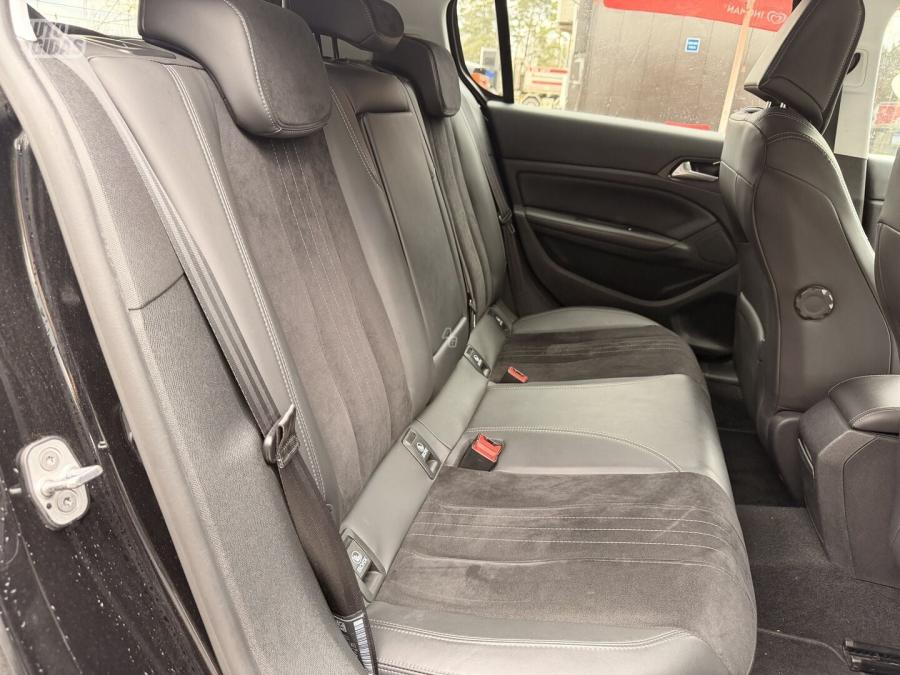 Black Peugeot 308 2016 in Vilnius, with an engine capacity of 1.60 L and mileage of 190 thousand km for 6950 €, photo 14 on AUTOMOTO.COM.LV
