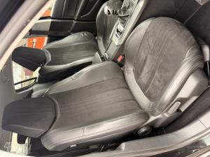 Black Peugeot 308 2016 in Vilnius, with an engine capacity of 1.60 L and mileage of 190 thousand km for 6950 €, photo 15 on AUTOMOTO.COM.LV