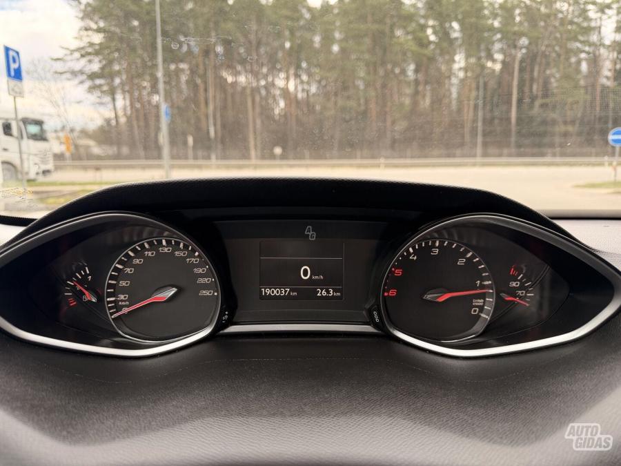 Black Peugeot 308 2016 in Vilnius, with an engine capacity of 1.60 L and mileage of 190 thousand km for 6950 €, photo 23 on AUTOMOTO.COM.LV