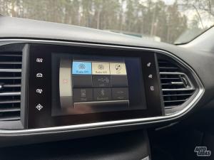 Black Peugeot 308 2016 in Vilnius, with an engine capacity of 1.60 L and mileage of 190 thousand km for 6950 €, photo 24 on AUTOMOTO.COM.LV