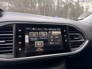 Black Peugeot 308 2016 in Vilnius, with an engine capacity of 1.60 L and mileage of 190 thousand km for 6950 €, photo 27 on AUTOMOTO.COM.LV