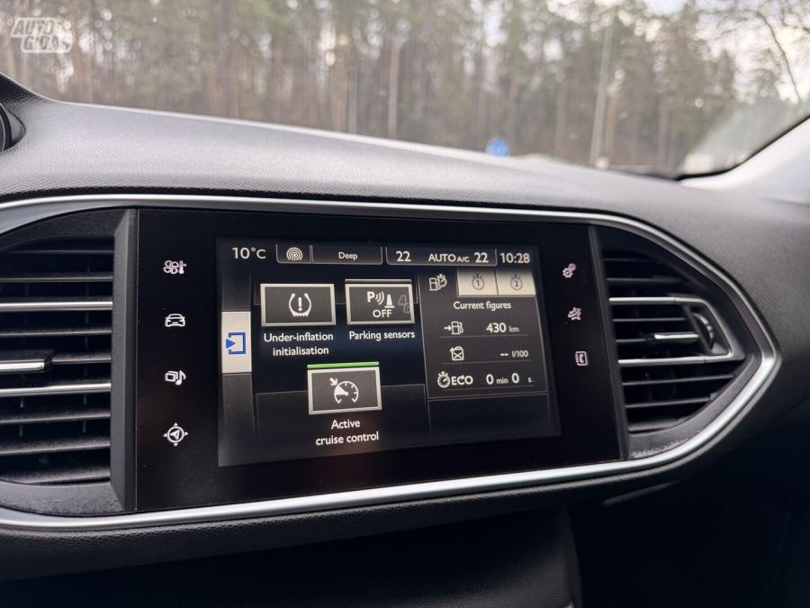 Black Peugeot 308 2016 in Vilnius, with an engine capacity of 1.60 L and mileage of 190 thousand km for 6950 €, photo 27 on AUTOMOTO.COM.LV