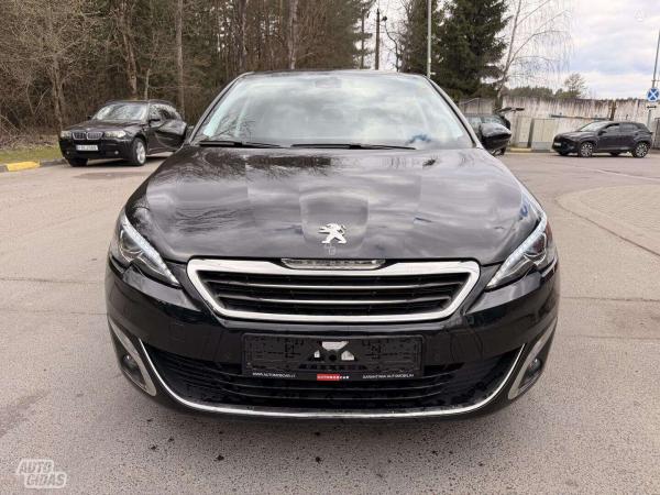 Melns Peugeot 308 2016 Viļņa, ar dzinēja tilpumu 1.60 L un nobraukumu 190 tūkst. km par 6550 €, foto 3 vietnē AUTOMOTO.COM.LV