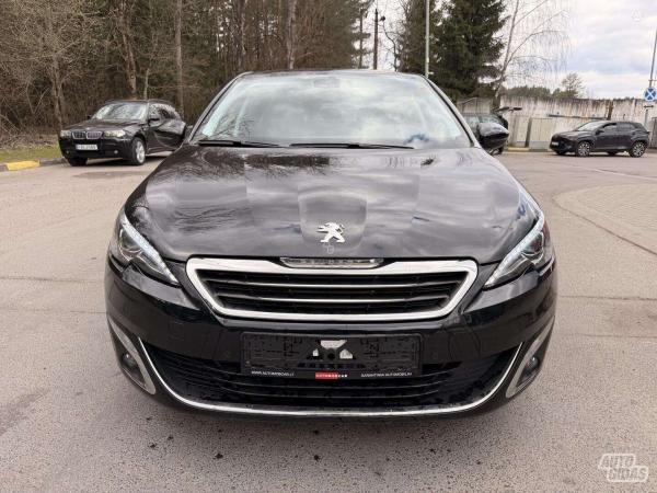 Black Peugeot 308 2016 in Vilnius, with an engine capacity of 1.60 L and mileage of 190 thousand km for 6550 €, photo 2 on AUTOMOTO.COM.LV