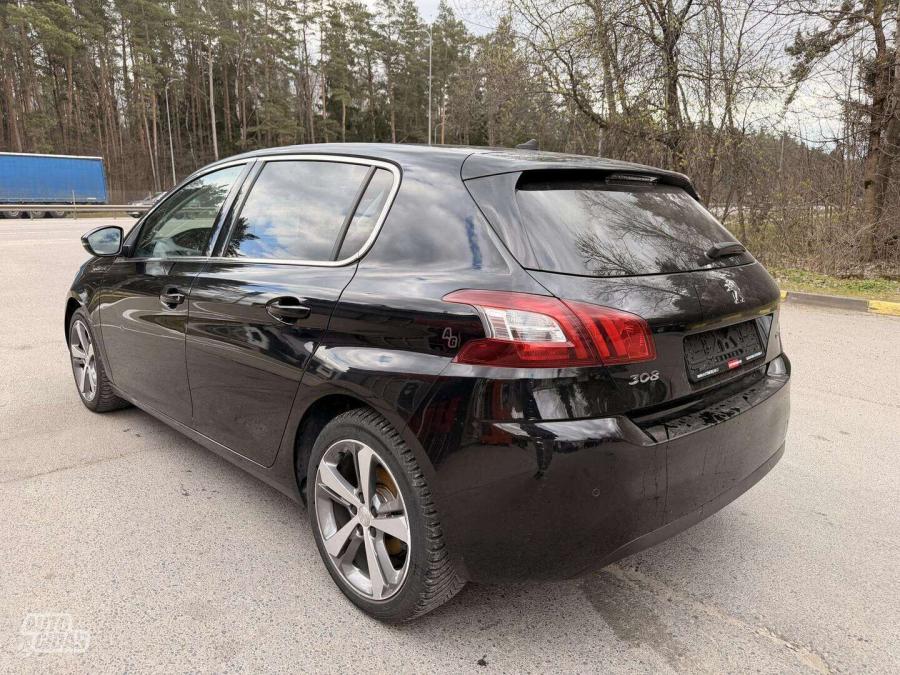 Black Peugeot 308 2016 in Vilnius, with an engine capacity of 1.60 L and mileage of 190 thousand km for 6550 €, photo 8 on AUTOMOTO.COM.LV