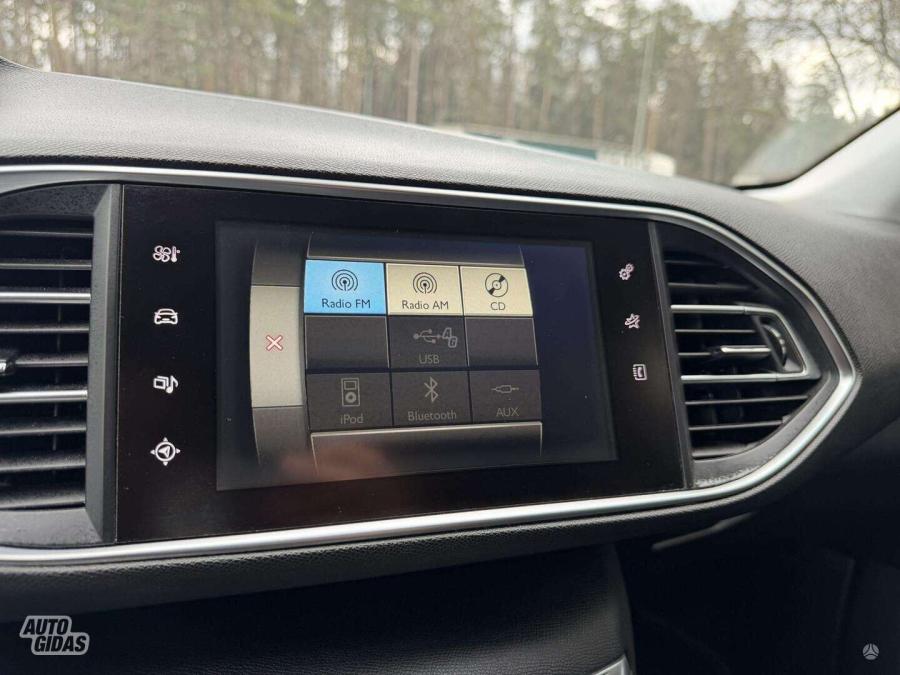 Black Peugeot 308 2016 in Vilnius, with an engine capacity of 1.60 L and mileage of 190 thousand km for 6550 €, photo 23 on AUTOMOTO.COM.LV