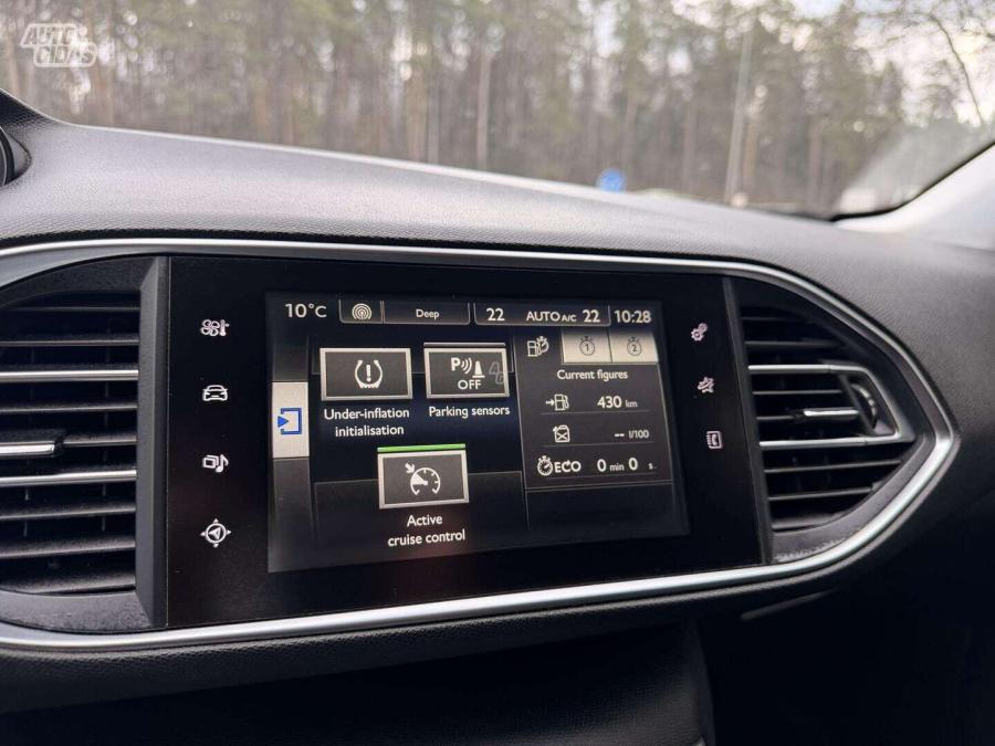 Black Peugeot 308 2016 in Vilnius, with an engine capacity of 1.60 L and mileage of 190 thousand km for 6550 €, photo 26 on AUTOMOTO.COM.LV
