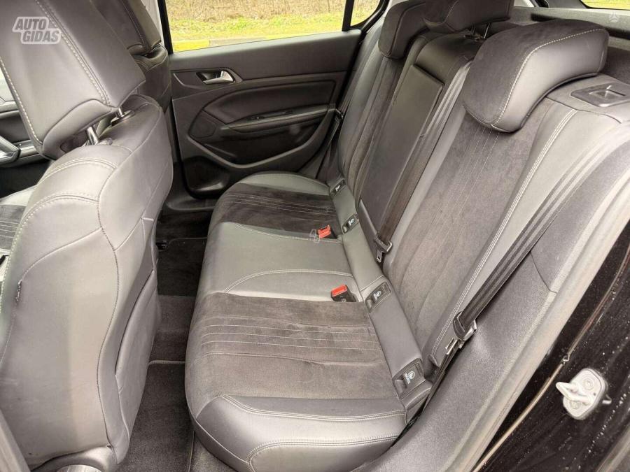 Black Peugeot 308 2016 in Vilnius, with an engine capacity of 1.60 L and mileage of 190 thousand km for 6550 €, photo 11 on AUTOMOTO.COM.LV