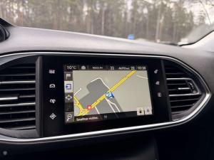 Black Peugeot 308 2016 in Vilnius, with an engine capacity of 1.60 L and mileage of 190 thousand km for 6550 €, photo 25 on AUTOMOTO.COM.LV