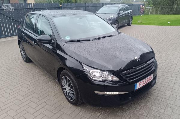 Peugeot 308 2016 Alīta vietnē Melns Peugeot 308 2016 Alīta, ar dzinēja tilpumu 1.60 L un nobraukumu 290 tūkst. km par 4899 €, foto 5 vietnē AUTOMOTO.COM.LV