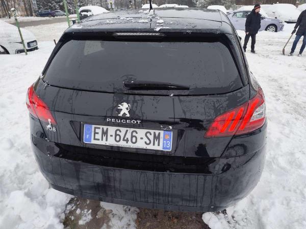 Black Peugeot 308 2017 in Taurage, with an engine capacity of 1.20 L and mileage of 95 thousand km for 6200 €, photo 6 on AUTOMOTO.COM.LV