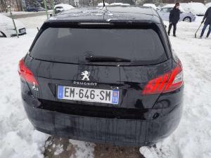 Black Peugeot 308 2017 in Taurage, with an engine capacity of 1.20 L and mileage of 95 thousand km for 6200 €, photo 6 on AUTOMOTO.COM.LV