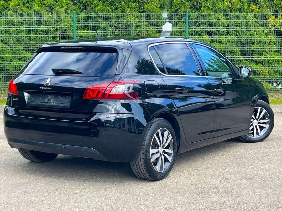 Melns Peugeot 308 2017 Jelgava, ar dzinēja tilpumu 1.20 L un nobraukumu 169 tūkst. km par 7990 €, foto 7 vietnē AUTOMOTO.COM.LV