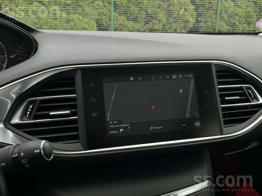 Melns Peugeot 308 2017 Jelgava, ar dzinēja tilpumu 1.20 L un nobraukumu 169 tūkst. km par 7990 €, foto 19 vietnē AUTOMOTO.COM.LV