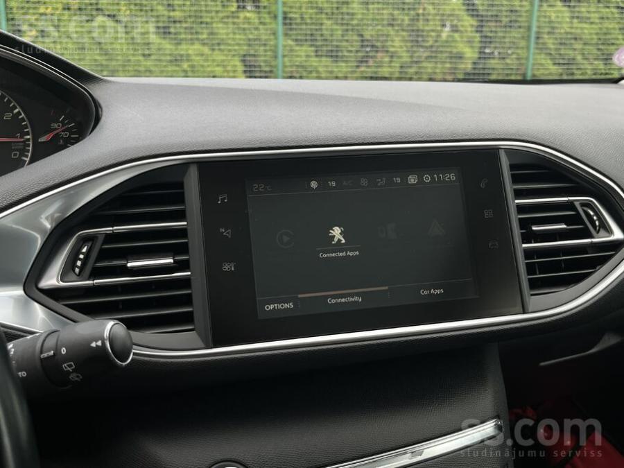 Melns Peugeot 308 2017 Jelgava, ar dzinēja tilpumu 1.20 L un nobraukumu 169 tūkst. km par 7990 €, foto 21 vietnē AUTOMOTO.COM.LV
