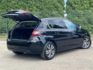 Black Peugeot 308 2017 in Jelgava, with an engine capacity of 1.20 L and mileage of 169 thousand km for 7990 €, photo 8 on AUTOMOTO.COM.LV