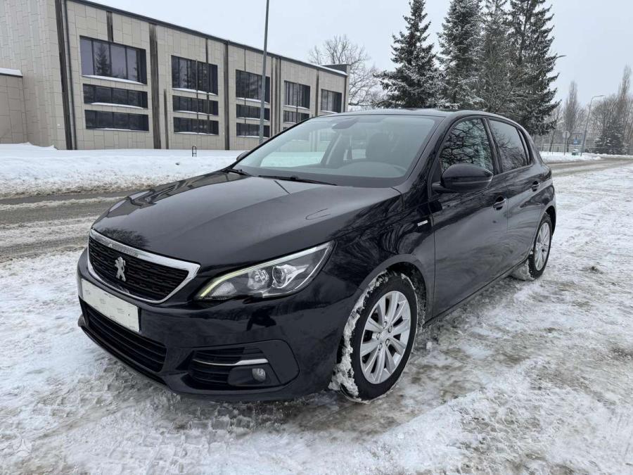 Black Peugeot 308 2018 in Taurage, with an engine capacity of 1.20 L and mileage of 105 thousand km for 6700 €, photo 1 on AUTOMOTO.COM.LV
