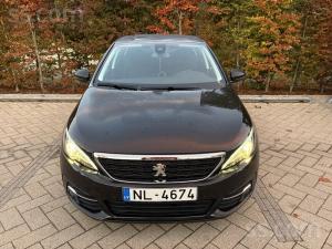 Black Peugeot 308 2018 in Riga, with an engine capacity of 1.50 L and mileage of 126 thousand km for 9250 €, photo  on AUTOMOTO.COM.LV