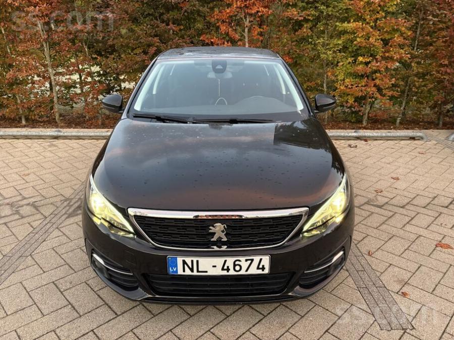 Black Peugeot 308 2018 in Riga, with an engine capacity of 1.50 L and mileage of 126 thousand km for 9250 €, photo 1 on AUTOMOTO.COM.LV