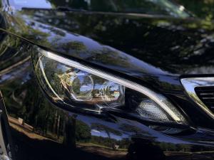Black Peugeot 308 2018 in Taurage, with an engine capacity of 1.20 L and mileage of 108 thousand km for 7499 €, photo 4 on AUTOMOTO.COM.LV