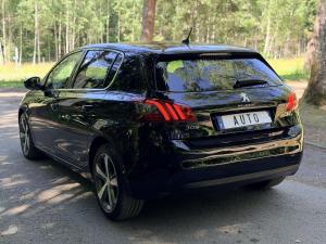 Black Peugeot 308 2018 in Taurage, with an engine capacity of 1.20 L and mileage of 108 thousand km for 7499 €, photo 10 on AUTOMOTO.COM.LV