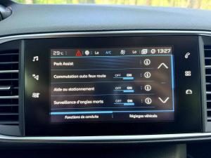 Black Peugeot 308 2018 in Taurage, with an engine capacity of 1.20 L and mileage of 108 thousand km for 7499 €, photo 25 on AUTOMOTO.COM.LV