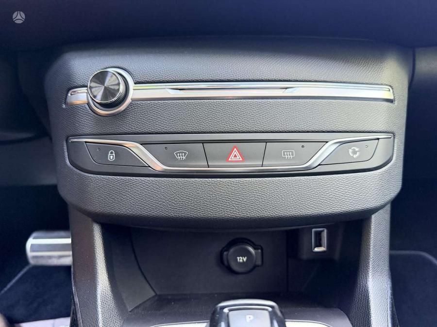 Black Peugeot 308 2018 in Taurage, with an engine capacity of 1.20 L and mileage of 108 thousand km for 7499 €, photo 28 on AUTOMOTO.COM.LV
