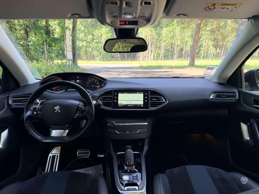 Black Peugeot 308 2018 in Taurage, with an engine capacity of 1.20 L and mileage of 108 thousand km for 7499 €, photo 30 on AUTOMOTO.COM.LV