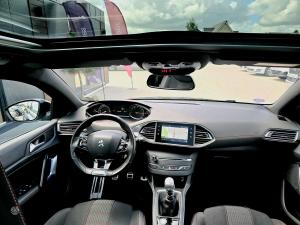 Black Peugeot 308 2018 in Taurage, with an engine capacity of 1.20 L and mileage of 125 thousand km for 6800 €, photo 16 on AUTOMOTO.COM.LV