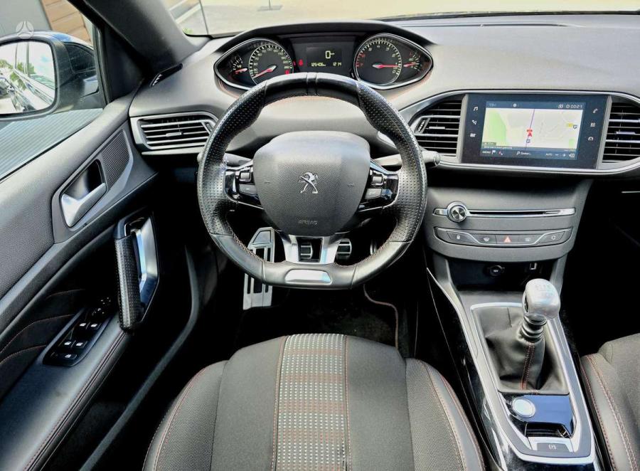 Black Peugeot 308 2018 in Taurage, with an engine capacity of 1.20 L and mileage of 125 thousand km for 6800 €, photo 17 on AUTOMOTO.COM.LV