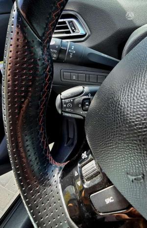 Black Peugeot 308 2018 in Taurage, with an engine capacity of 1.20 L and mileage of 125 thousand km for 6800 €, photo 21 on AUTOMOTO.COM.LV