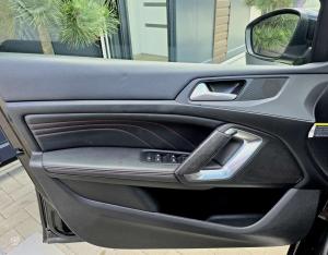 Black Peugeot 308 2018 in Taurage, with an engine capacity of 1.20 L and mileage of 125 thousand km for 6800 €, photo 32 on AUTOMOTO.COM.LV