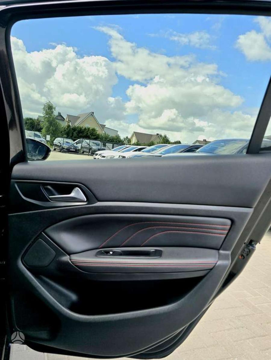 Black Peugeot 308 2018 in Taurage, with an engine capacity of 1.20 L and mileage of 125 thousand km for 6800 €, photo 35 on AUTOMOTO.COM.LV