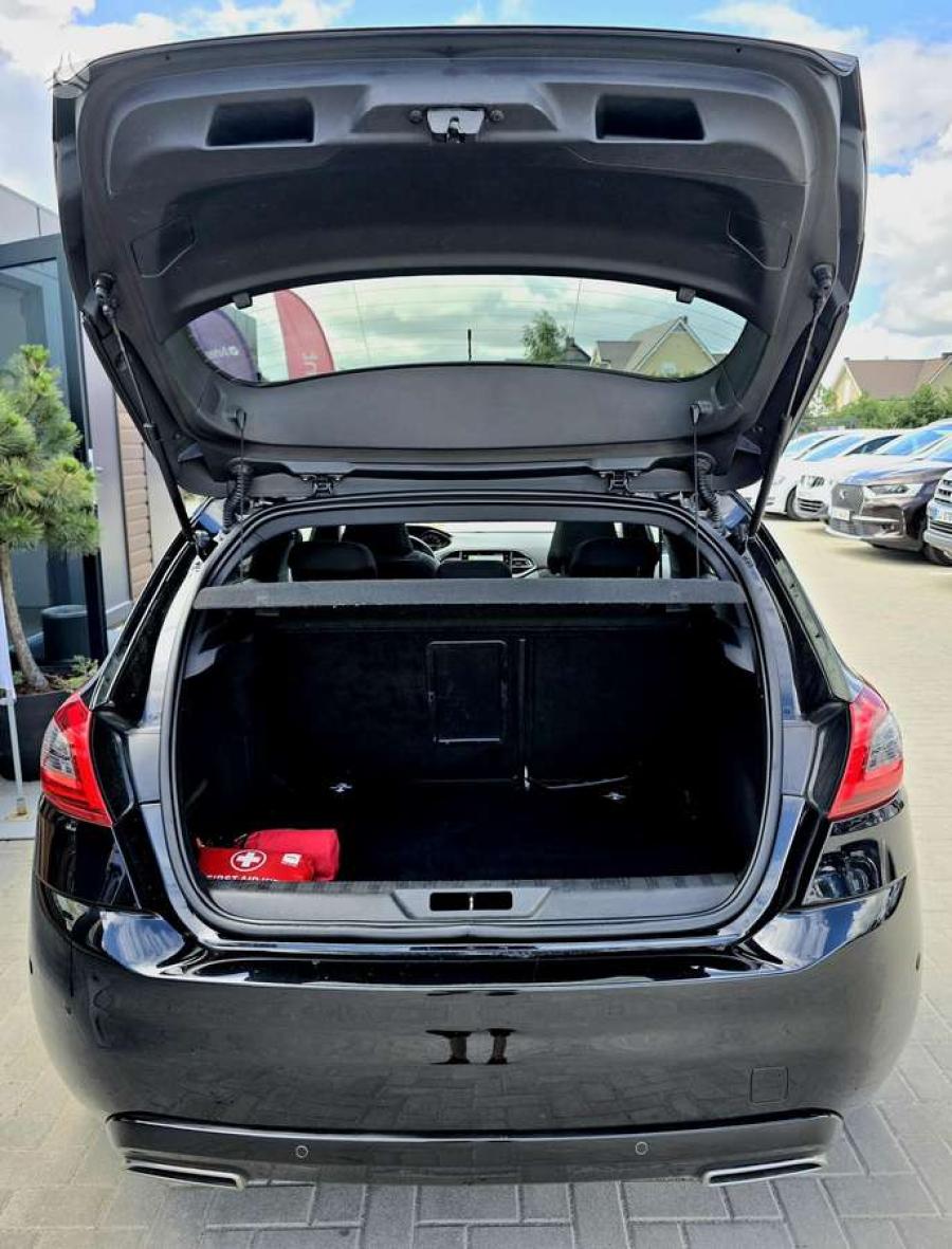 Black Peugeot 308 2018 in Taurage, with an engine capacity of 1.20 L and mileage of 125 thousand km for 6800 €, photo 36 on AUTOMOTO.COM.LV
