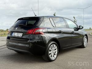 Black Peugeot 308 2018 in Liepaja, with an engine capacity of 1.20 L and mileage of 106 thousand km for 8900 €, photo 3 on AUTOMOTO.COM.LV