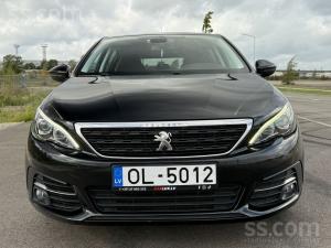 Black Peugeot 308 2018 in Liepaja, with an engine capacity of 1.20 L and mileage of 106 thousand km for 8900 €, photo 8 on AUTOMOTO.COM.LV