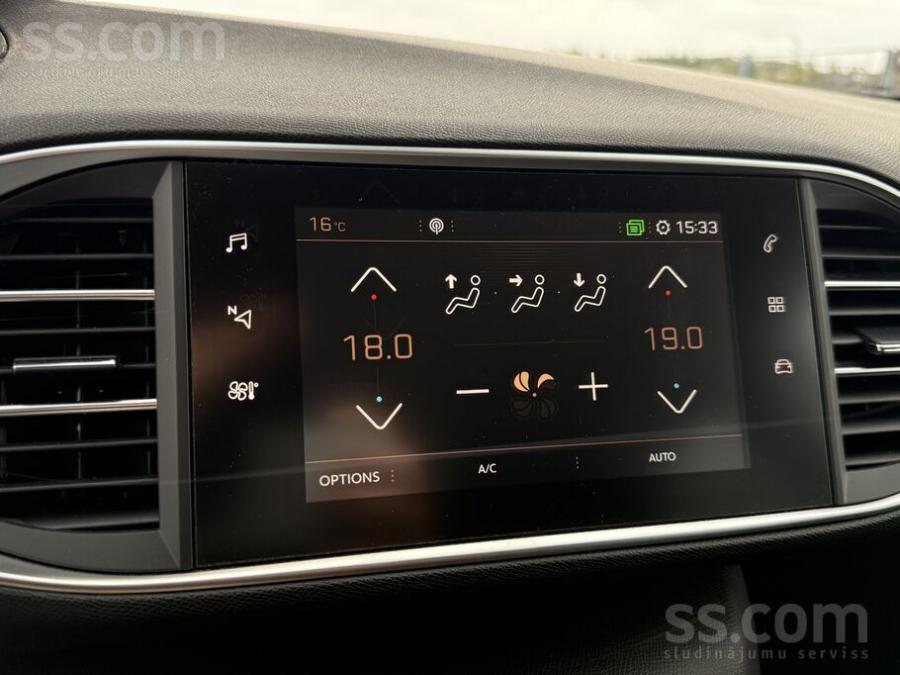 Black Peugeot 308 2018 in Liepaja, with an engine capacity of 1.20 L and mileage of 106 thousand km for 8900 €, photo 19 on AUTOMOTO.COM.LV