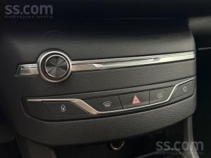 Black Peugeot 308 2018 in Liepaja, with an engine capacity of 1.20 L and mileage of 106 thousand km for 8900 €, photo 21 on AUTOMOTO.COM.LV