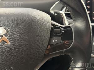 Black Peugeot 308 2018 in Liepaja, with an engine capacity of 1.20 L and mileage of 106 thousand km for 8900 €, photo 23 on AUTOMOTO.COM.LV