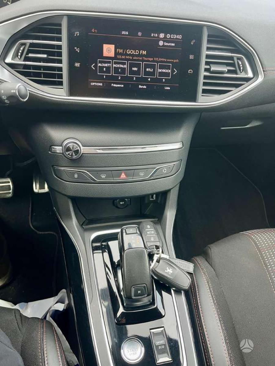 Black Peugeot 308 2019 in Taurage, with an engine capacity of 1.50 L and mileage of 125 thousand km for 9200 €, photo 27 on AUTOMOTO.COM.LV